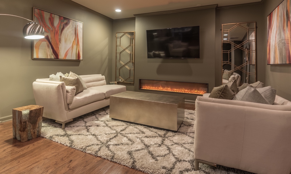 Lounge-Like Basement Redo - Space Reshape